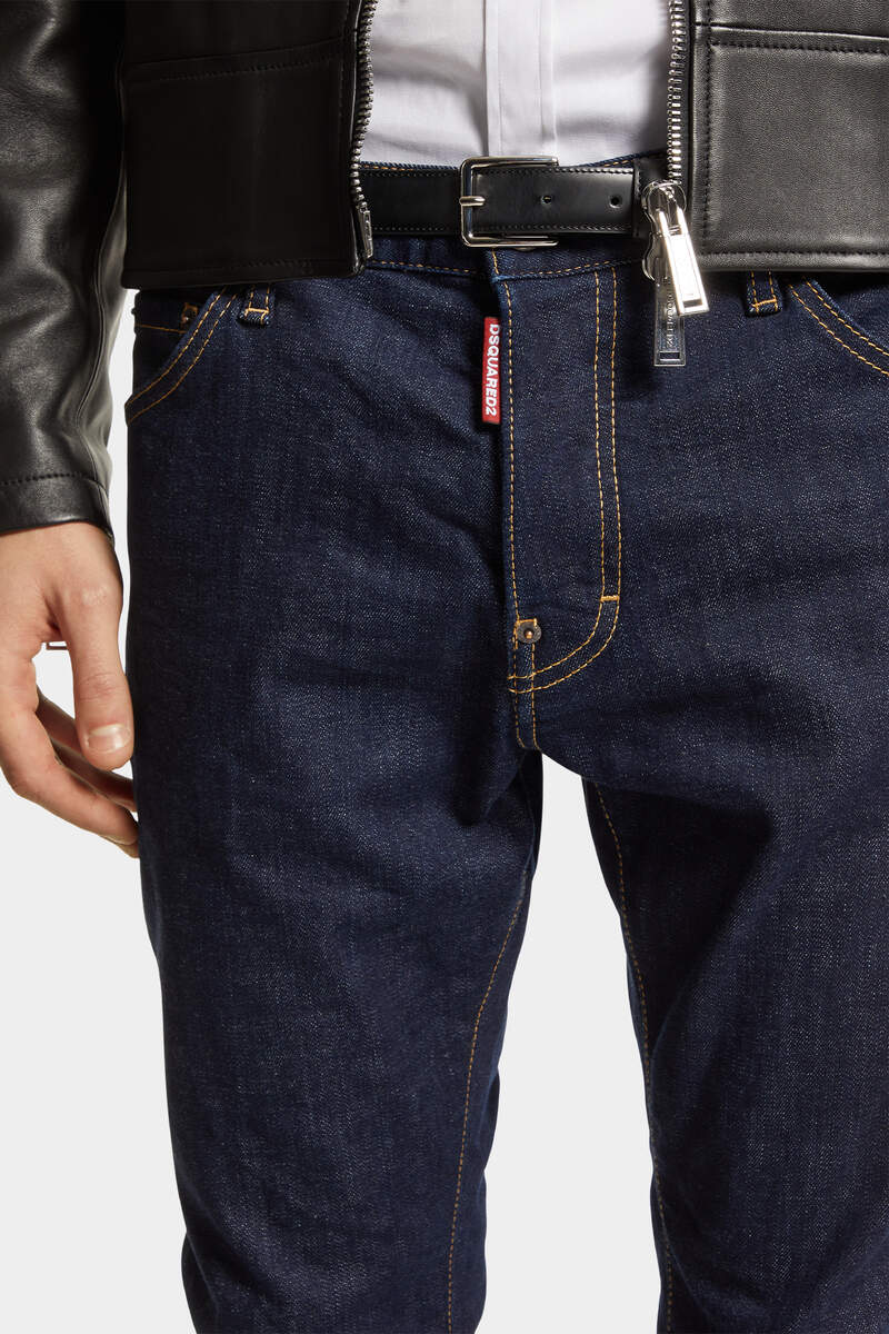 DSQUARED2 牛仔褲DARK RINCE WASH COOL GUY JEANS – YC Group DSQUARED2 牛仔褲DARK RINCE WASH COOL GUY JEANS – YC Group
